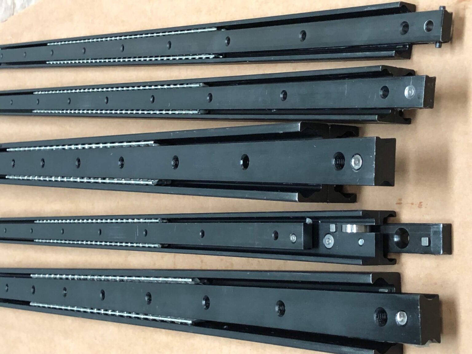 TDB-43LK Bi-Directional Robotic (1,657-2,363 N radial load/slide ...